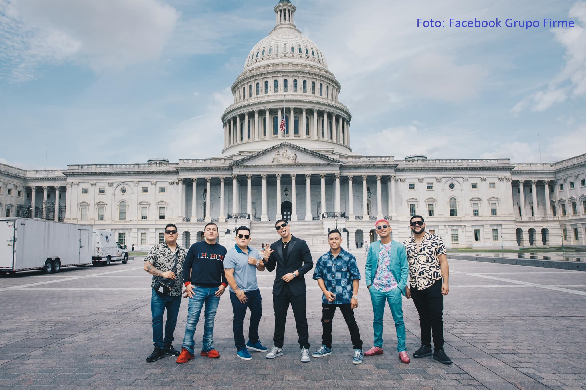 ¡El mexicano Grupo Firme genera más dinero que Elton John y Justin ...